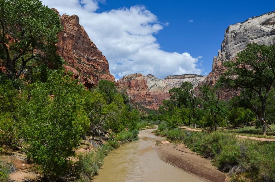 Springdale: Zion Watchman Sunset Hiking Tour - The Value of This Tour