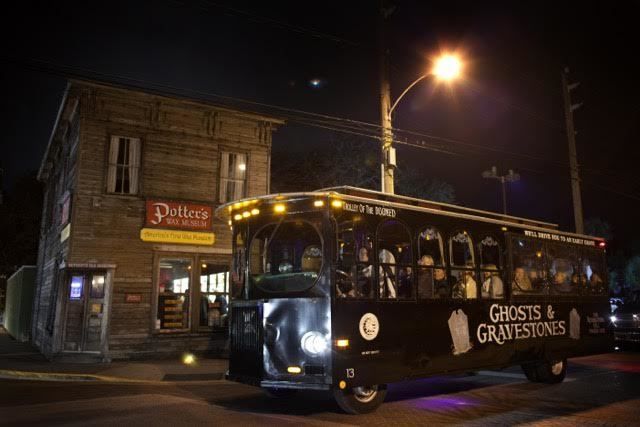 St. Augustine: Ghosts and Gravestones Old Town Trolley Tour - What Is the Ghosts & Gravestones Old Town Trolley Tour?