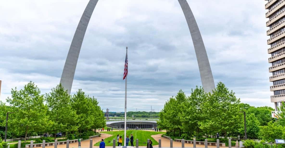 St. Louis Arch - Walking Tour and Entrance Ticket - Starting Point: Kiener Plaza Park