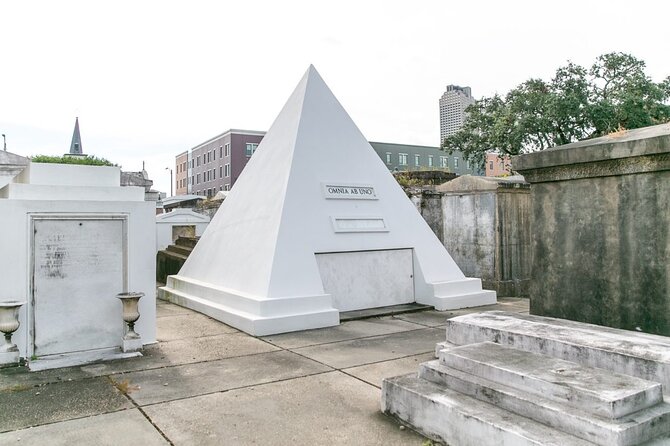 St. Louis Cemetery No. 1 Official Walking Tour - Who Should Consider This Tour?