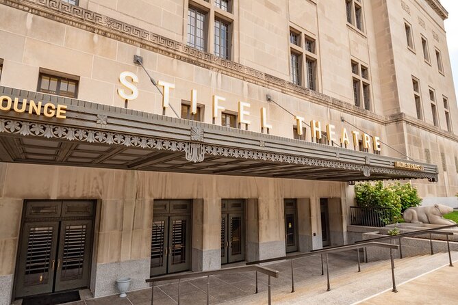 St. Louis Christmas Spectacular Tour - Key Points