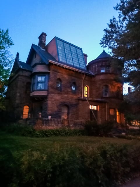 St. Paul - Summit Avenue Haunted History Ghost Walking Tour - Exploring the St. Paul - Summit Avenue Haunted History Ghost Walking Tour