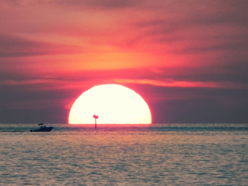 St. Petersburg, FL: Sunset & Skyway Bridge Lights Tour - FAQ