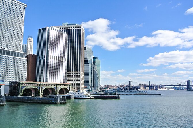 Statue of Liberty Ellis Island & 911 Memorial Pools Early - Key Points