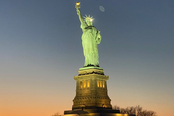 Statue of Liberty Ellis Island Cruise with One World Trade Ticket - Who Should Consider This Tour?