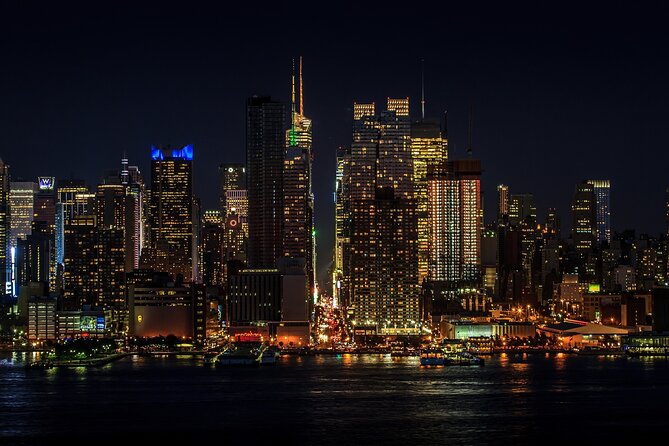 Statue of Liberty Skyline Evening Cruise on River in Manhattan - Who This Tour Is Perfect For
