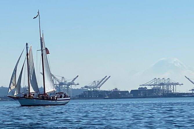 Sunday Brunch Cruise with Buffet in Washington - Savoring the Views from the Water