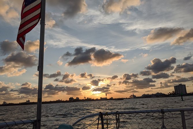 Sunset Catamaran Cruise in Ft. Lauderdale - Capturing the Sunset: A Breathtaking Moment