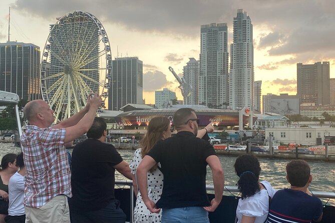 Sunset Cruise of Biscayne Bay Millionaire Homes & Cash Bar - An Introduction to the Biscayne Bay Sunset Cruise
