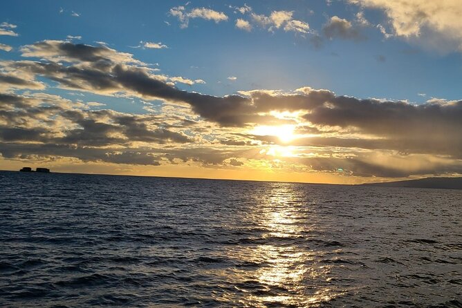 Sunset Dinner Cruise in Honolulu - What to Expect on the Cruise