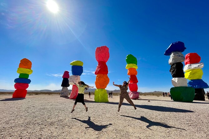 Sunset Hike and Photography Tour near Red Rock with Optional 7 Magic Mountains - The Itinerary: What to Expect