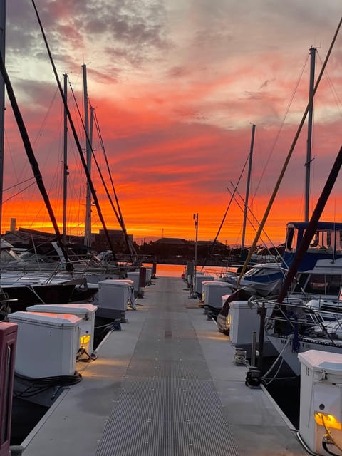 Sunset Sail Charter - What Makes This Sail Stand Out?