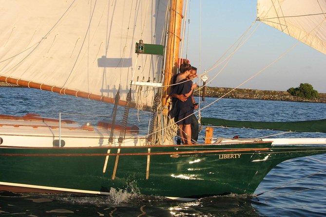 Sunset Sail On A Charming Vintage Yacht - Beer &. Wine Included - An In-Depth Look at the Sunset Sail Experience