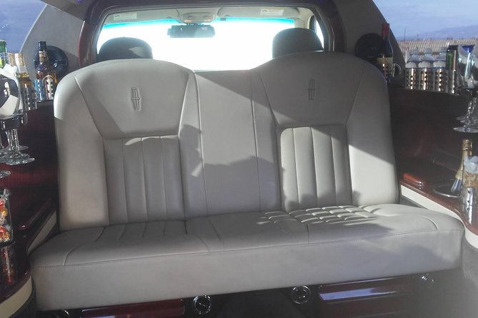 Super custom Dual bar limo with tour guide 6-Hour Los Angeles Private Tour!! - The Practical Details: What You Should Know