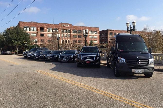 SUV Airport Transfer in Houston - The Ride Experience: What You Can Expect
