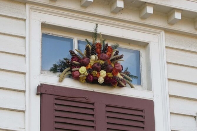 Tales of Christmas Past and Present in Williamsburg - Tales of Christmas Past and Present in Williamsburg – A Detailed Review