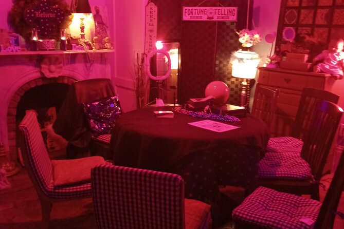 Talking To The Dead On Tour - A Closer Look at the Talking To The Dead On Tour