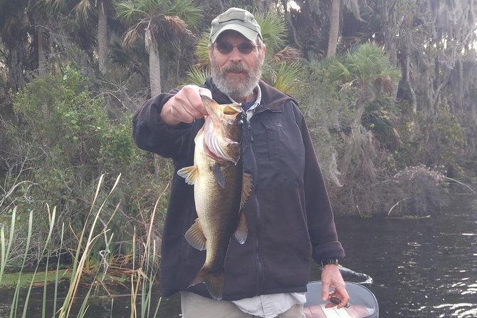 Tampa Bass Fishing Guide on Lake Tarpon - Who Should Consider This Experience?