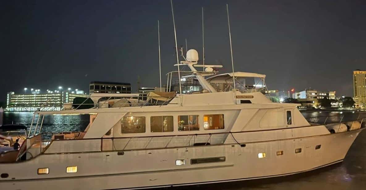 Tampa Bay: Luxury Yacht Charter Experience - Key Points
