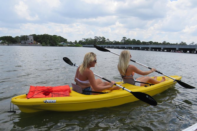 Tandem Kayak Rental through the Floridian Spruck Creek - The Experience in Detail