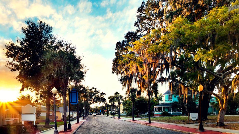 Tarpon Springs: Ghost and Haunted History Tour - A Deep Dive into the Haunted Journey