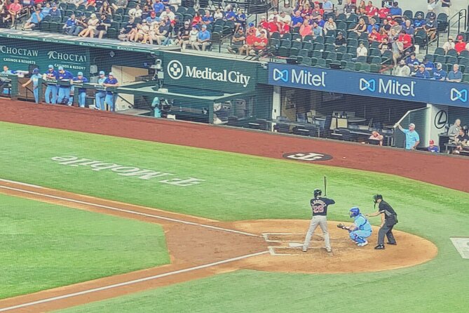 Texas Rangers Baseball Game Ticket at Globe Life Field - What’s Included and What to Expect