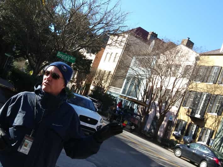 The Badass Broads of Charleston - Walking through the Historic District