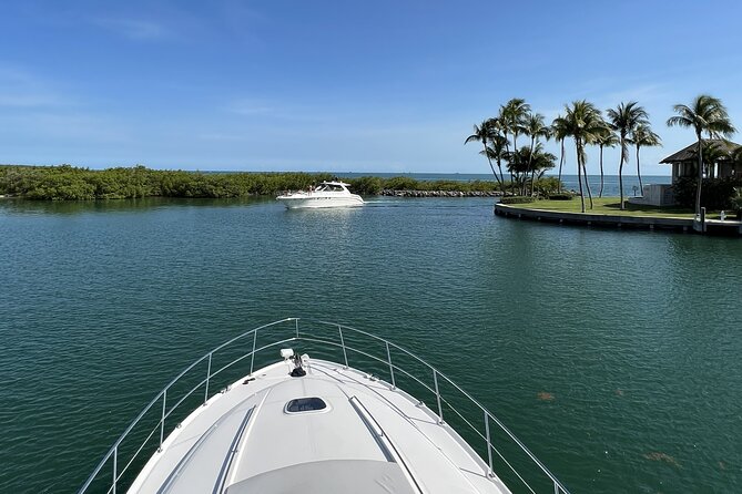 The BIG Sundancer Rental in Miami Beach - Booking and Practical Details