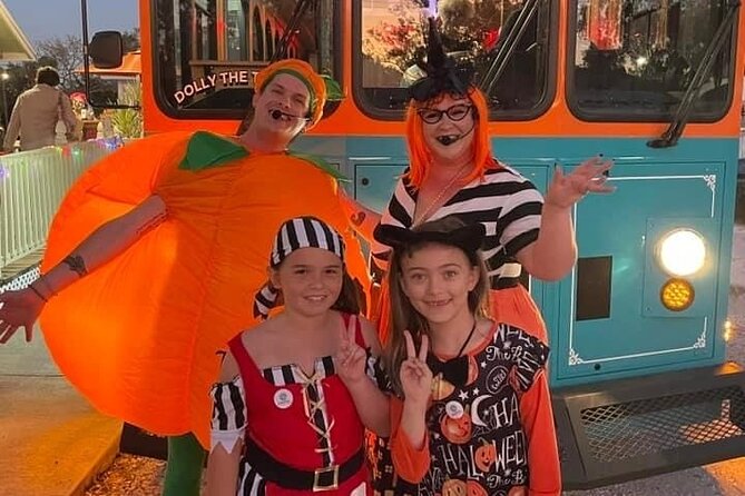 The BooMobile Trolley | 45-Minutes of Family Halloween Fun - Key Points