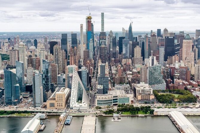 The Empire Helicopter Tour of New York - An In-Depth Look at the Tour