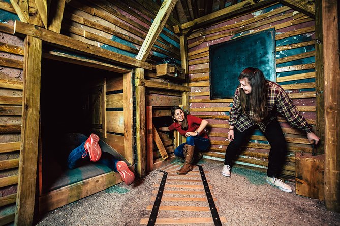 The Escape Game Pigeon Forge: 60-Minute Adventures on The Island - What to Expect from Your Escape Adventure