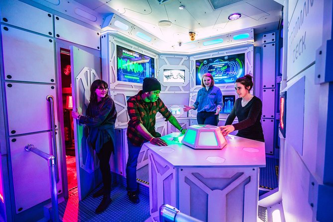 The Escape Game Pigeon Forge: 60-Minute Adventures on The Island - Who is This Tour Best For?