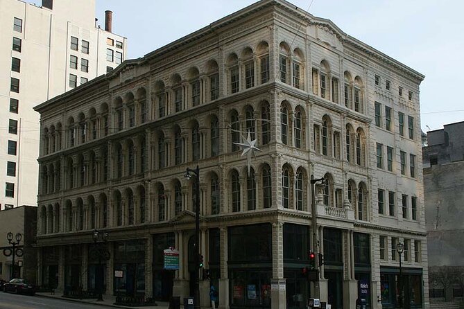 The Grand Walk: A Self-Guided Audio Tour through Milwaukee - What’s Included and What’s Not