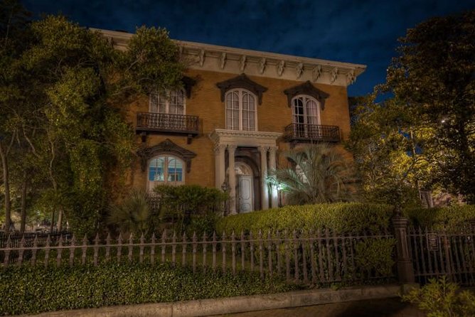 The Grave Tales Ghost Tour in Savannah - The Sum Up
