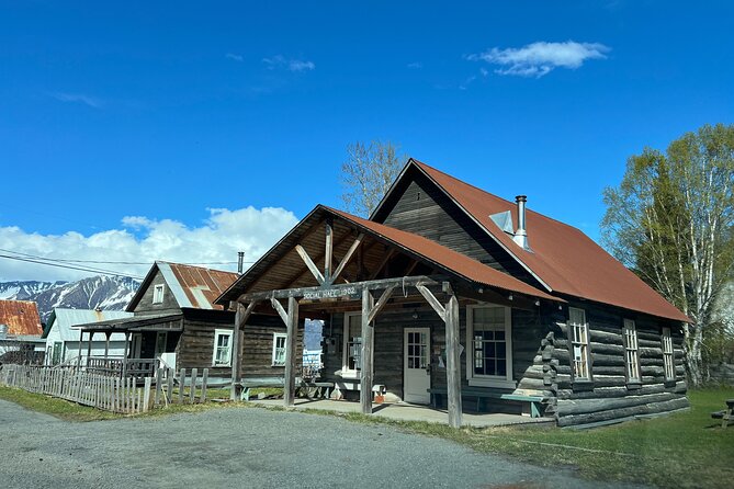 The Great Alaskan Explorer: Historic Towns & Gold Treasures - Practical Details and Tips