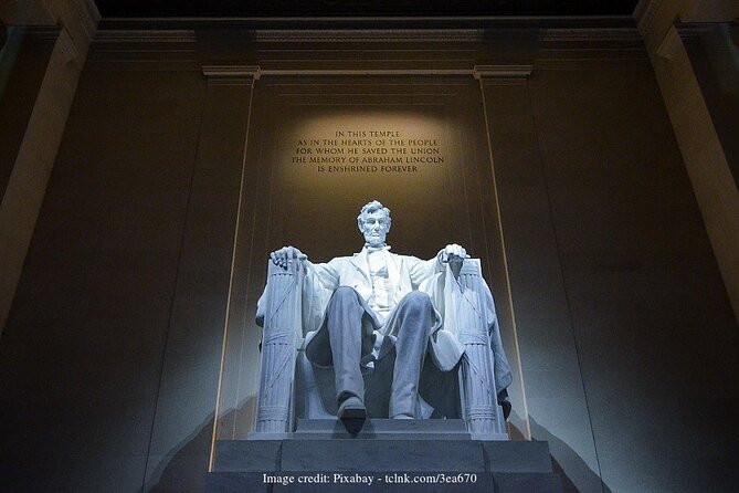 The National Mall Private 2.5-hour Evening Tour in Washington DC - The Quality of Guides and Personal Touches