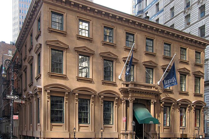 The Outlaws Who Built NYC Walking Tour - The Experience Breakdown