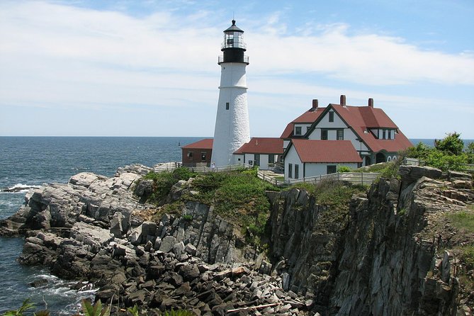 The Real Portland Tour: City and 3 Lighthouses Historical Tour with a Real Local - Transportation and Group Size