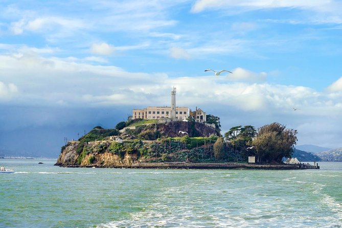 The San Francisco Sightseeing Day Pass: Save BIG at 30+ Attractions & Tours - Who Would Love This?