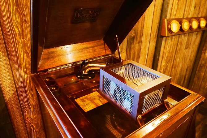 The Train Heist Adventure Escape Room - Key Points