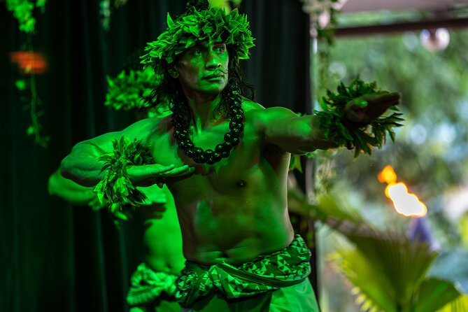 Toa Luau at Waimea Valley - Practical Aspects: Timing, Group Size, and Seating