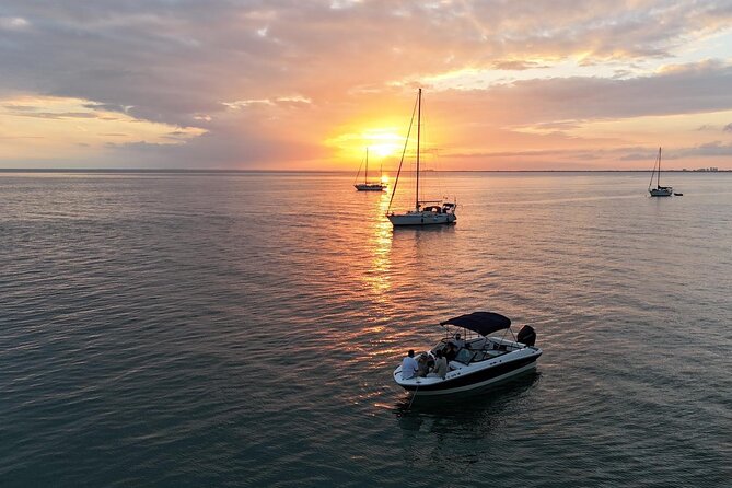 Top Rated: Best Private Boat Charter in Miami with guided captain - Key Points