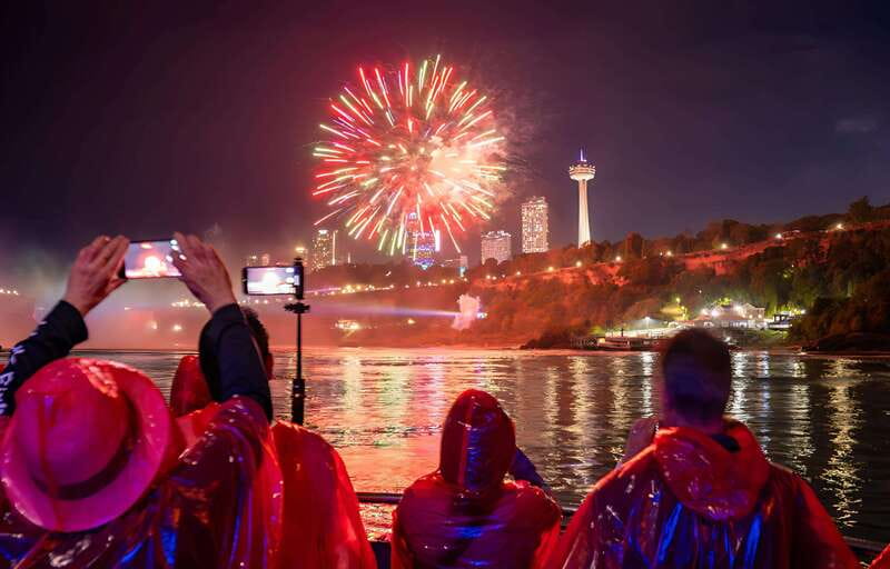 Toronto: Niagara Falls Day & Evening Tour + Top Attractions - Practical Tips for Travelers