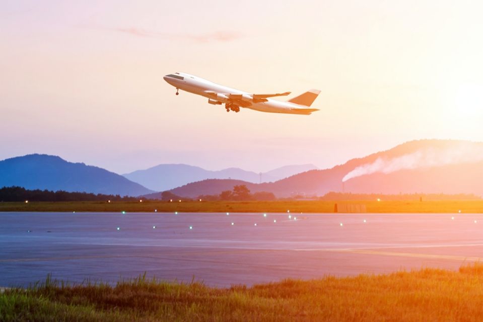 Toronto Pearson Airport: Transfer to/from Niagara Falls - What to Expect on the Day