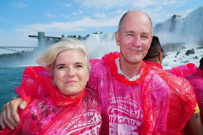 Toronto: Splendours of Niagara Falls Small Group Tour w/Boat - What’s Included and What’s Not