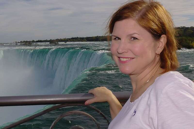 Toronto: Splendours of Niagara Falls Small Group Tour w/Boat - Why This Tour Provides Great Value