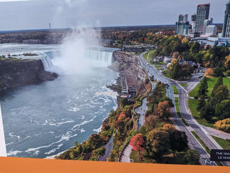 Toronto to Niagara Falls: Evening Tour with Cruise & lights - What Travelers Are Saying