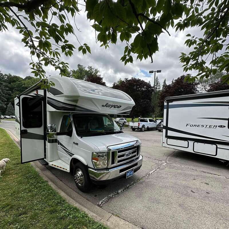 Toronto to Niagara Falls RV-Motorhome Tour - Who Should Consider This Tour?
