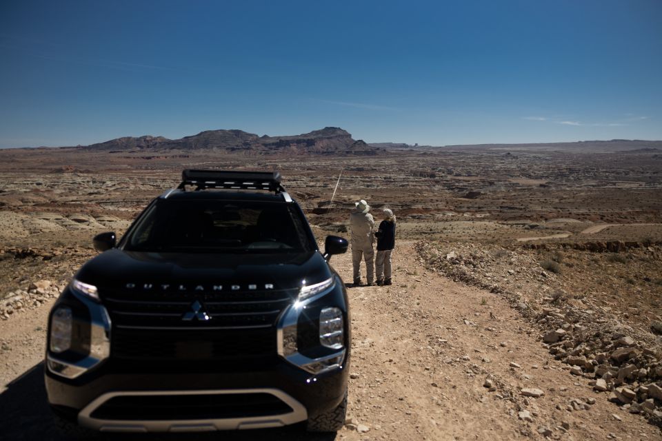 Torrey: Capitol Reef Temples of the Sun & Moon Private Tour - Transportation and Group Size