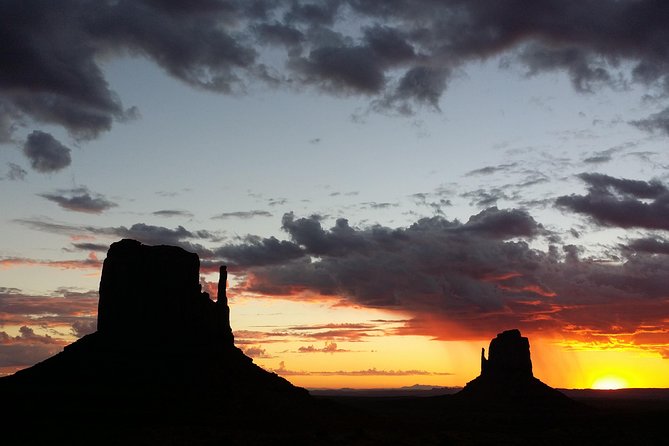 Tour Monument Valley with a Navajo guide (3SNGT 1.5hr) - Real Experiences from Travelers